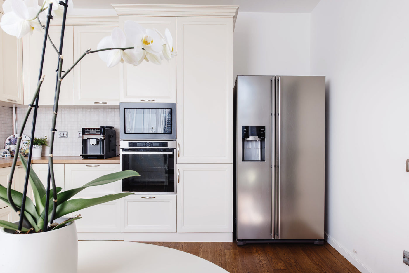 How to Select the Perfect Kitchen Refrigerator - THOR Kitchen, Inc.