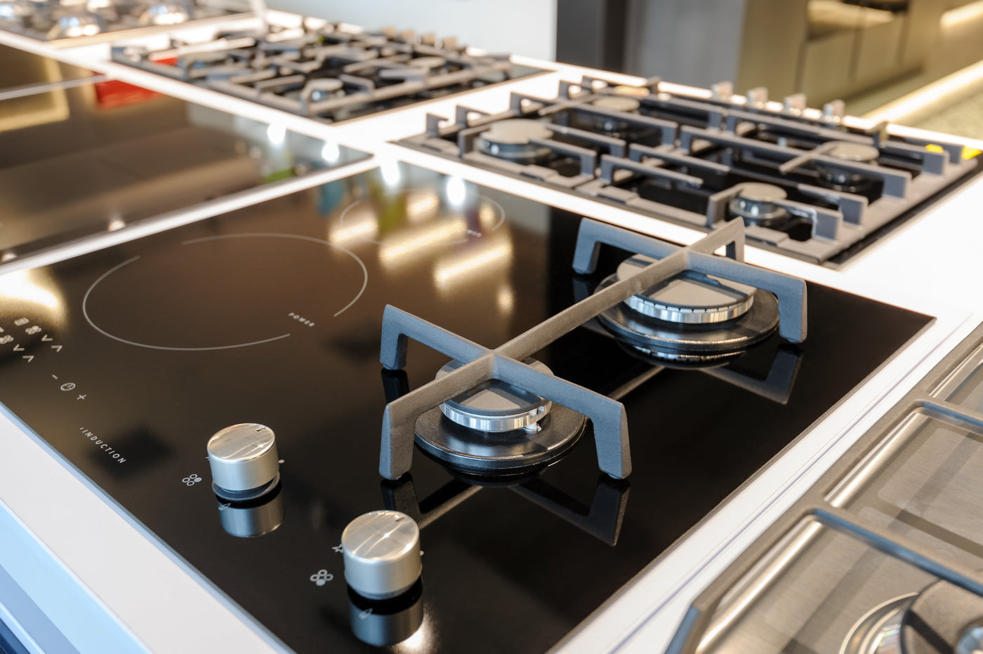 Range Top vs. Cooktop: Which One is Right for You? - THOR Kitchen, Inc.